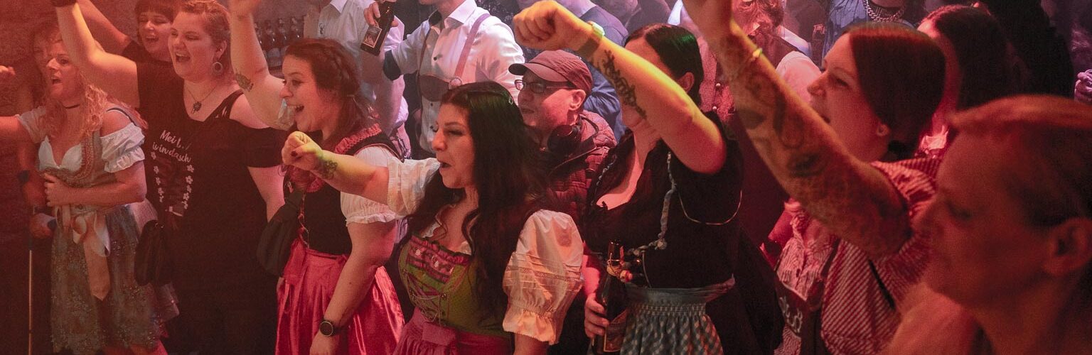 Finale Furioso von Fire Rose – Beitrag von Gernot Döhne-Jochmann mit ...